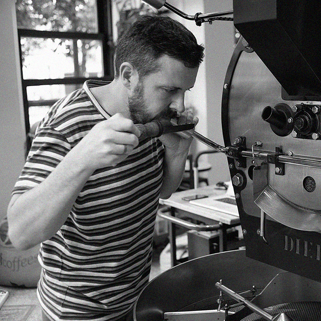 Les Cafés de Mick – The Beans On Fire